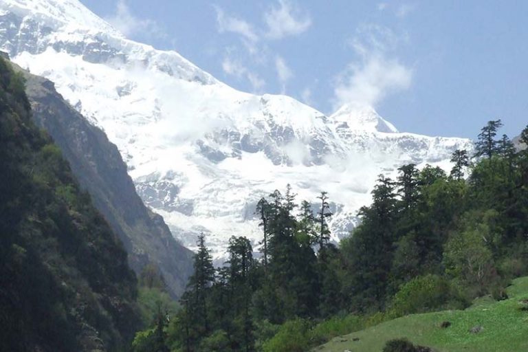 Munsiyari Travel Guide - How to Plan your Trip and Explore - Vargis Khan