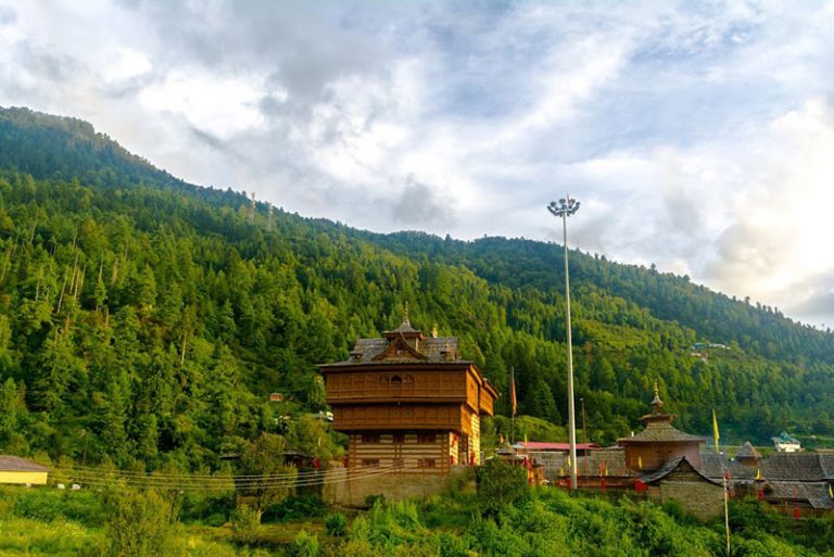 Places to Visit in Sarahan and Things to Do - Vargis Khan