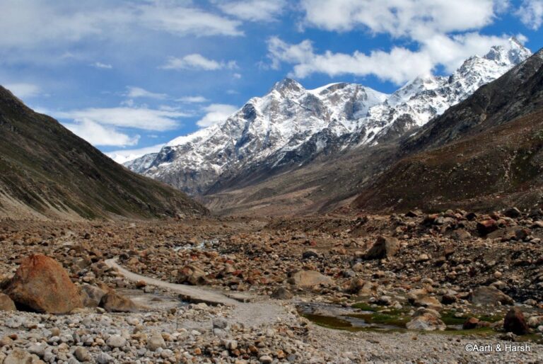 Trip to Chandratal Lake by Car - An Adventurous Drive - Vargis Khan