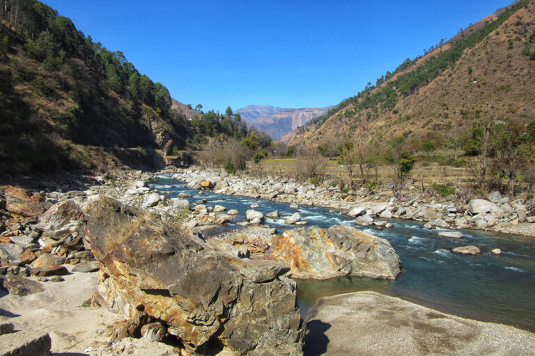 Bike Trip to Himachal - Kharapathar - Tiuni - Purola Circuit - Vargis Khan