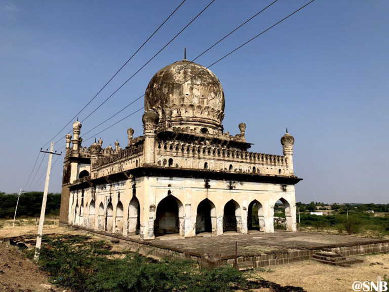 Places to Visit in Vijayapura - Sightseeing in Vijayapura - Vargis Khan