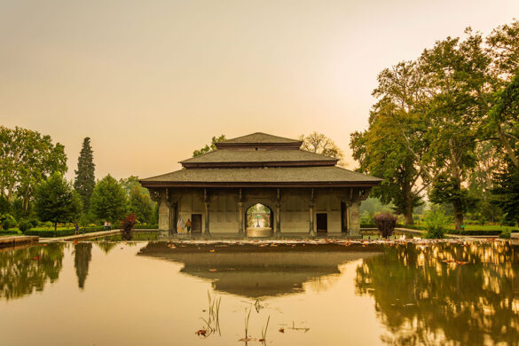Shalimar Bagh, Srinagar - Entry Fee, Timings, Trip Planning