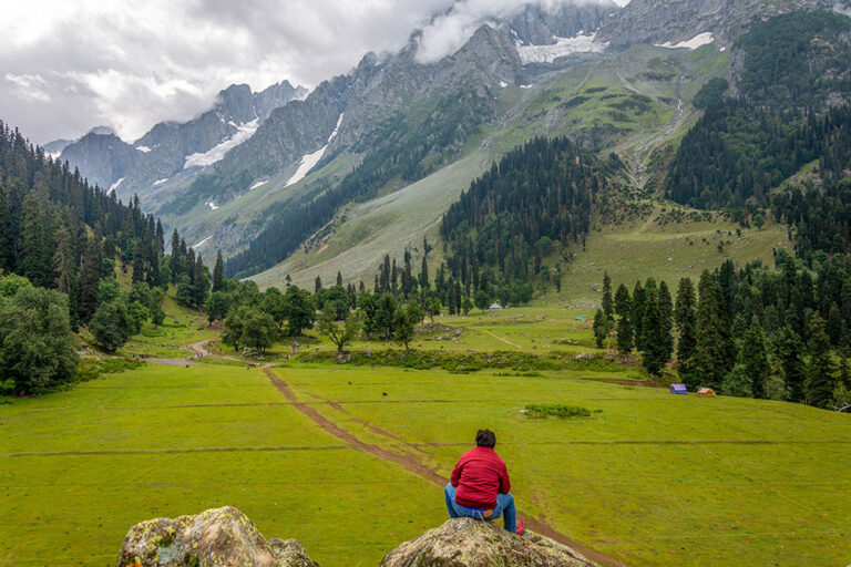 Places to Visit in Sonamarg and Things To Do - Vargis Khan