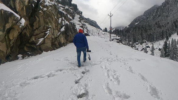 Pahalgam in Winter - A COMPLETE Travel Guide - Vargis Khan