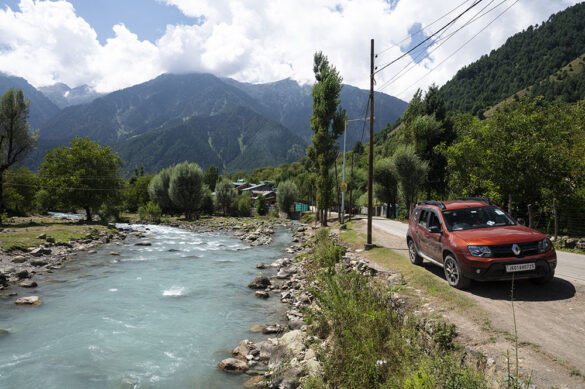 Betaab Valley and Aru Valley - Pahalgam, Kashmir - Vargis Khan