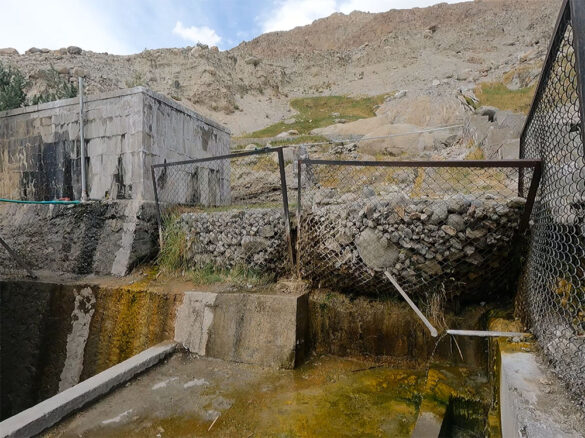 Panamik Hot Water Spring - Panamik Hot Springs Ladakh - Vargis Khan
